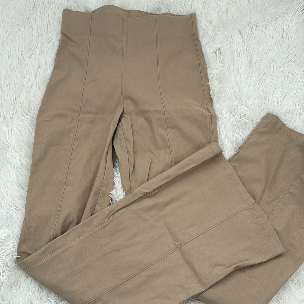 Elastic Waistband Tan Pants - Gem
